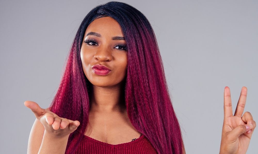 A Beginner’s Guide To Putting On and Wearing a Wig